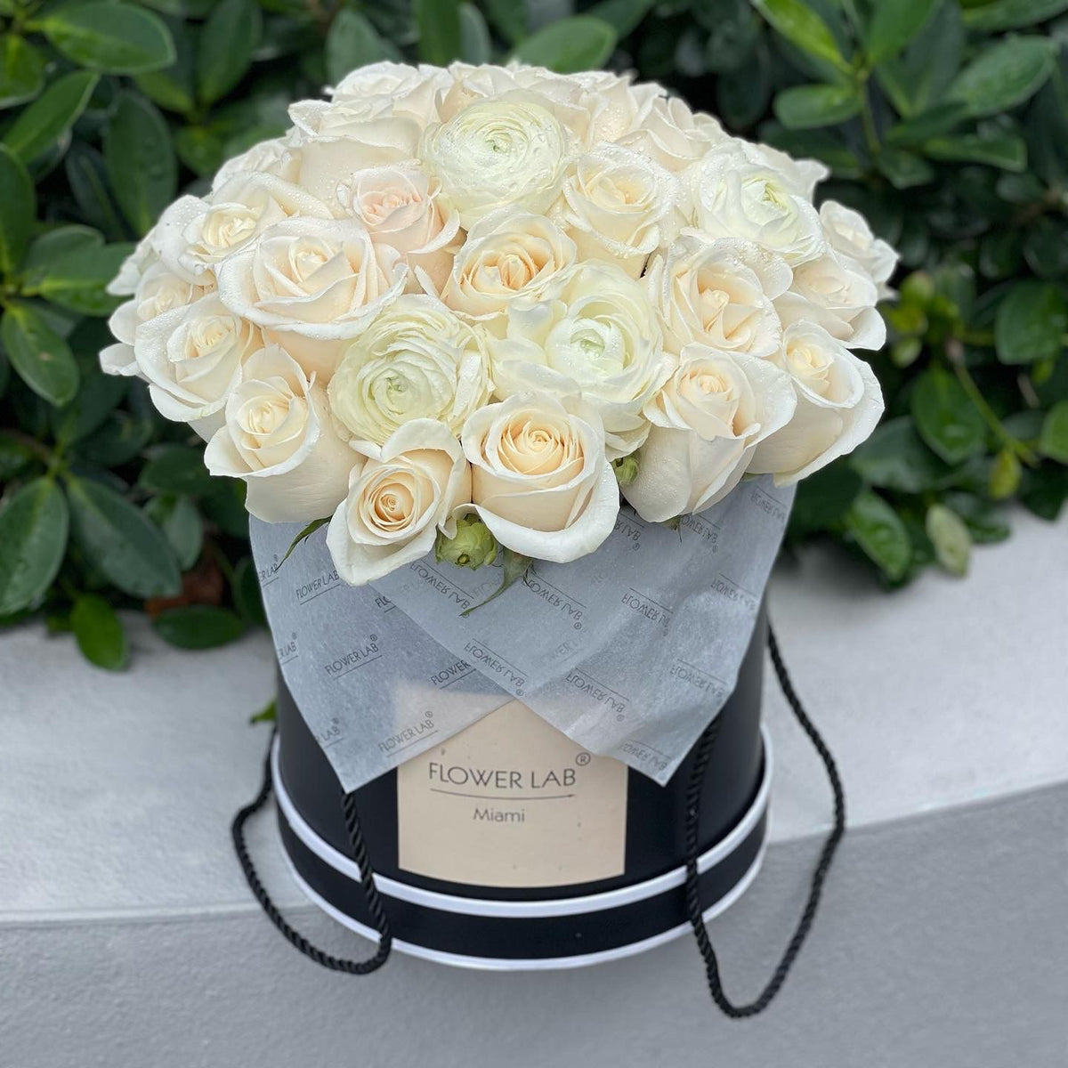 Bella Box With White Roses and Anemone – Flower Lab USA